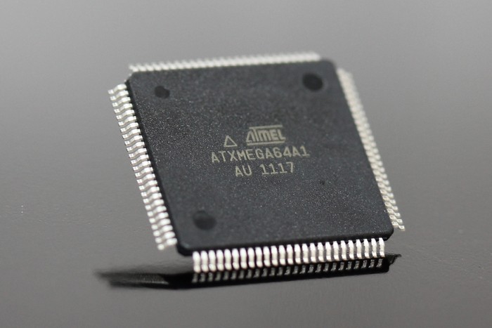 8/16-Bit Microcontroller - elpro Elektronik