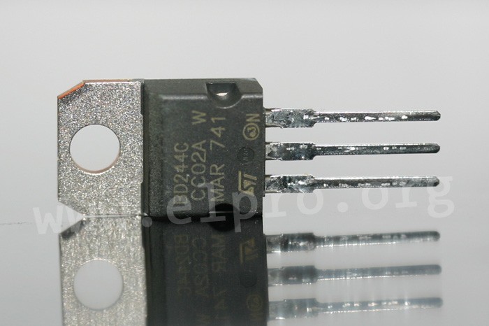 STMicroelectronics power transistors, TO220 housing, BD/D/MJ series ...