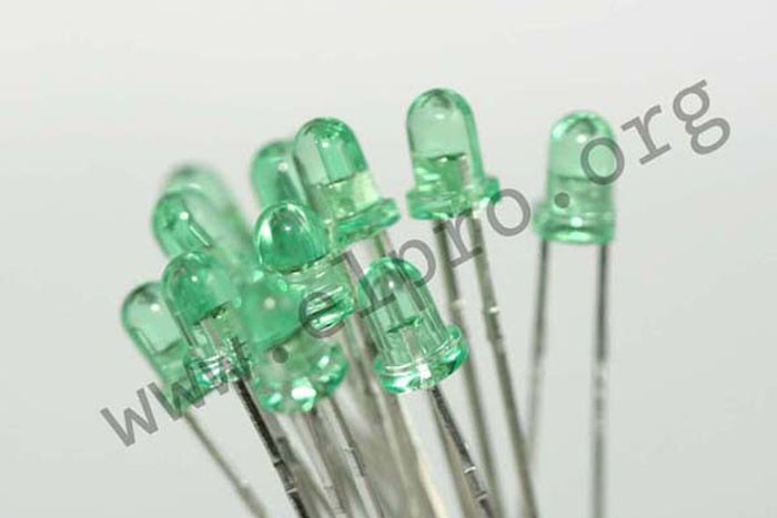Everlight light-emitting diodes, transparent, low cost, 3mm, EL204-10 ...